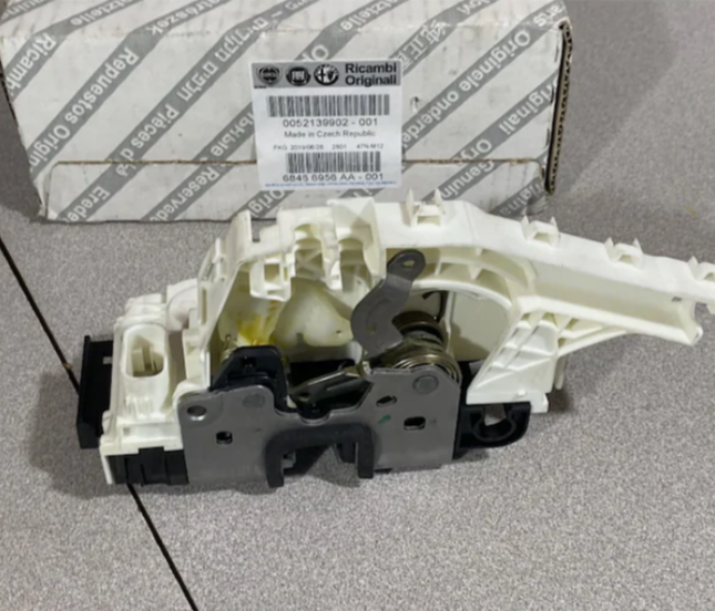 JEEP/FIAT Renegade - 500X Sol Ön Kapı Kilidi 52139902